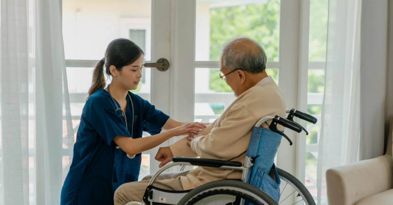 Hospice Care in Nursing Homes: A Family’s Essential Guide to Comfort ...
